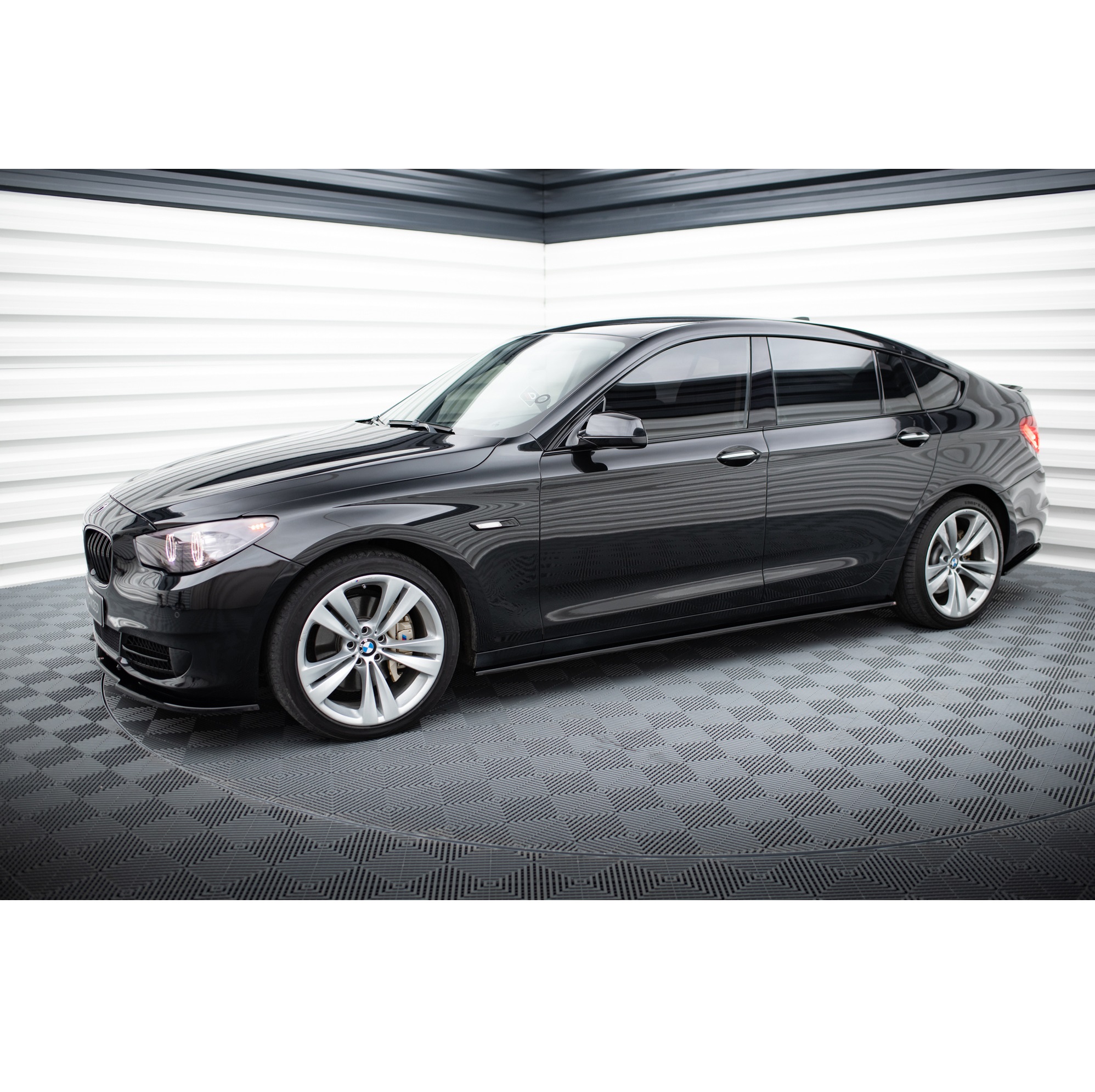 BMW 5 GT F07 (standard) splitterite komplekt - Maxton - STANCE.EE