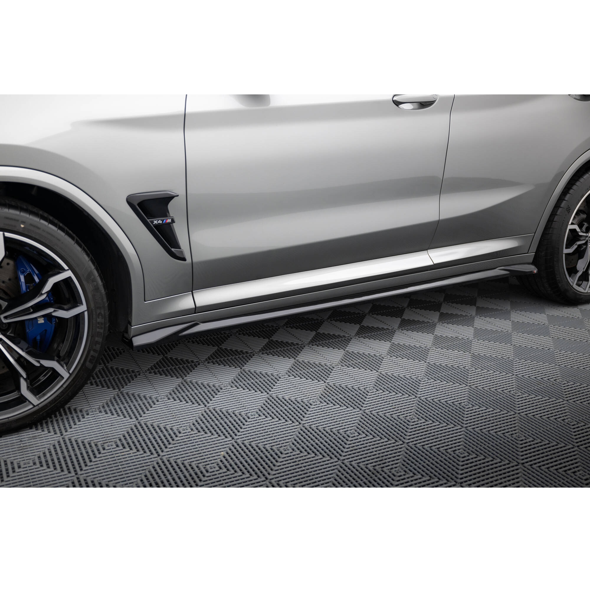 BMW X4 M (F98) küljekarbi splitterid – Maxton - STANCE.EE